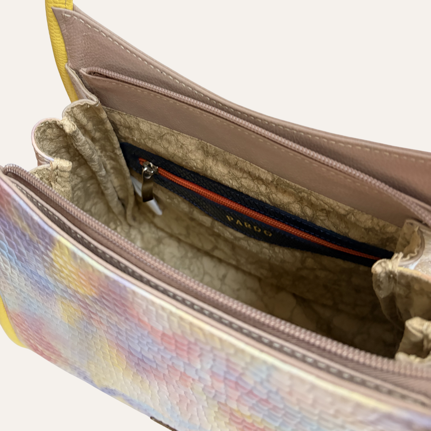 Bolso concavo lila marmolado – Pardo Atelier